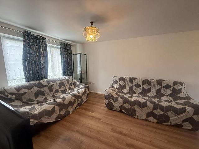 Legion Road, Greenford UB6 3 bed house to rent £2,199 pcm £507 pw