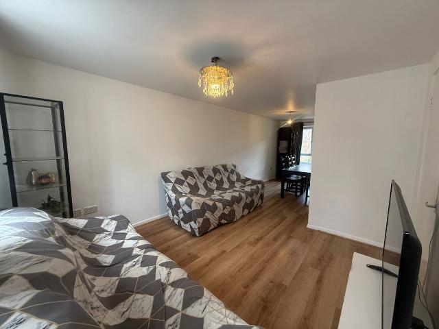 Legion Road, Greenford UB6, 3 bed terraced house to rent, £2,199 pcm | PrimeLocation