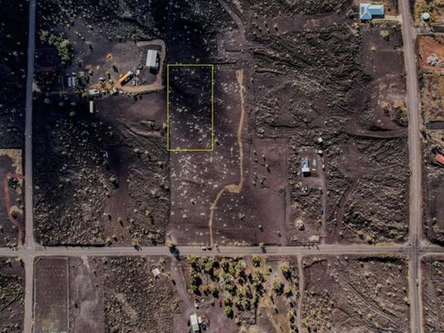 Lehua Ln, Ocean View, HI 96737