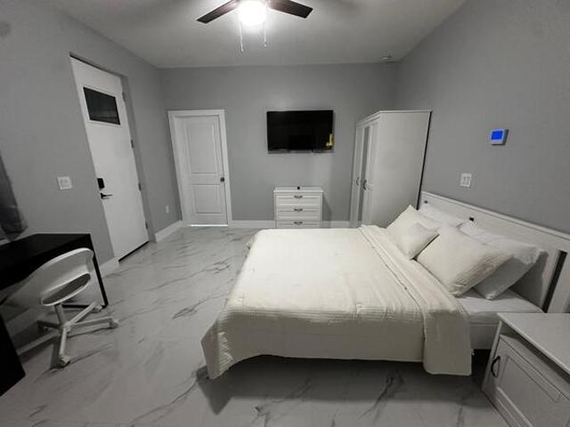 Lehigh Studio Unit