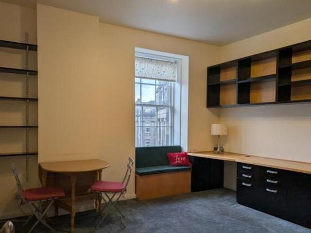 Leith Street, Edinburgh, 1 Bedroom Flat