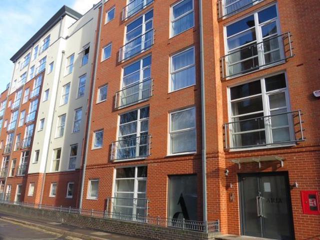 Leicester LE1, 2 bed flat to rent, £1,350 pcm | PrimeLocation