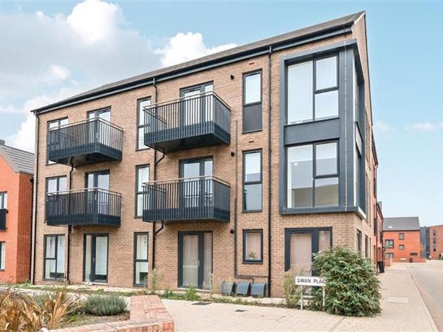 Leicester LE3 2 bed flat to rent £1,175 pcm £271 pw