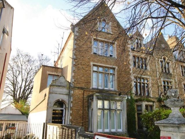Leicester Parade, Barrack Road, Northampton NN2, Studio to rent, £650 pcm | PrimeLocation