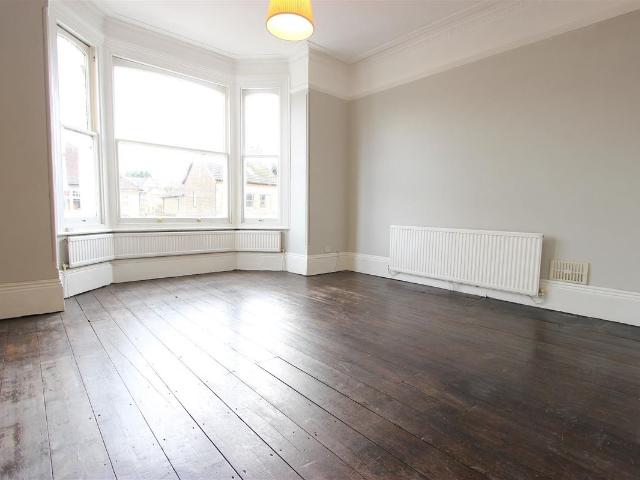 Leicester Road, Barnet EN5, 1 bed flat to rent, £1,550 pcm | PrimeLocation