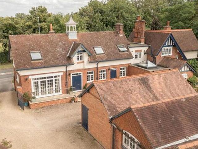 Leicester Road, Kibworth Harcourt, 4 Bedroom Semi detached