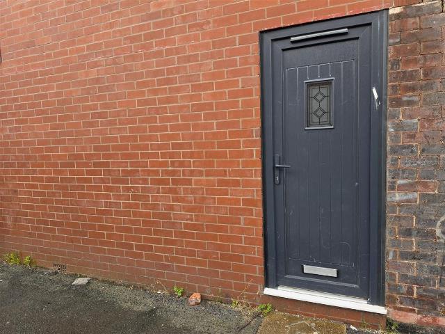 Leicester Road, Salford M7, 3 bed flat to rent, £1,100 pcm | PrimeLocation