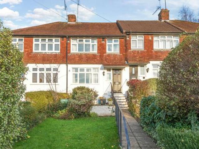 Leigh Road, Cobham, 3 Bedroom Terraced