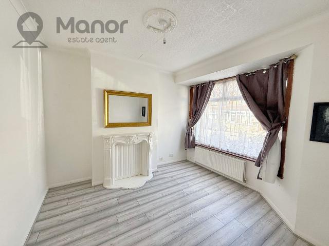 Leigh Road, East Ham E6, 3 bed terraced house to rent, £2,300 pcm | PrimeLocation