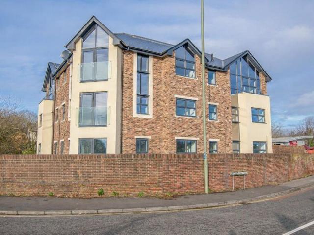 Leigh Road, Eastleigh SO50, 1 bed flat to rent, £1,150 pcm | PrimeLocation