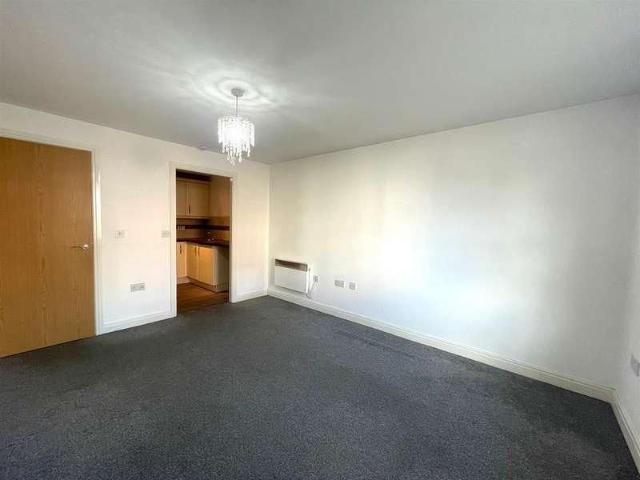 Leigh Road, Hindley Green, WN2
