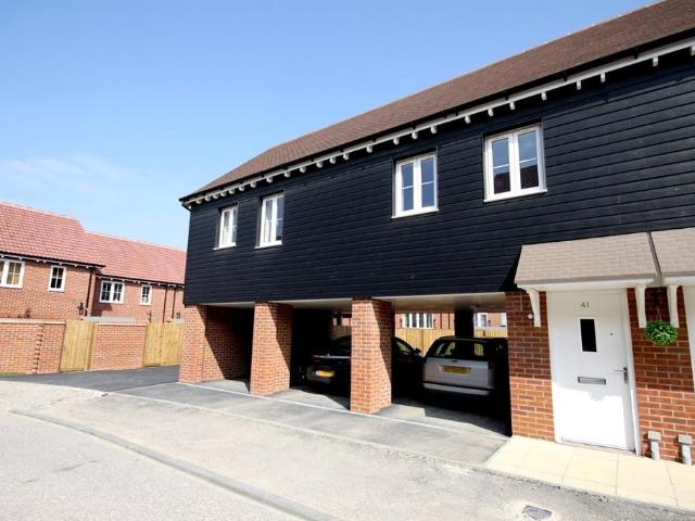 Leigh Road, Sittingbourne, ME10 2 bed maisonette to rent £1,150 pcm £265 pw