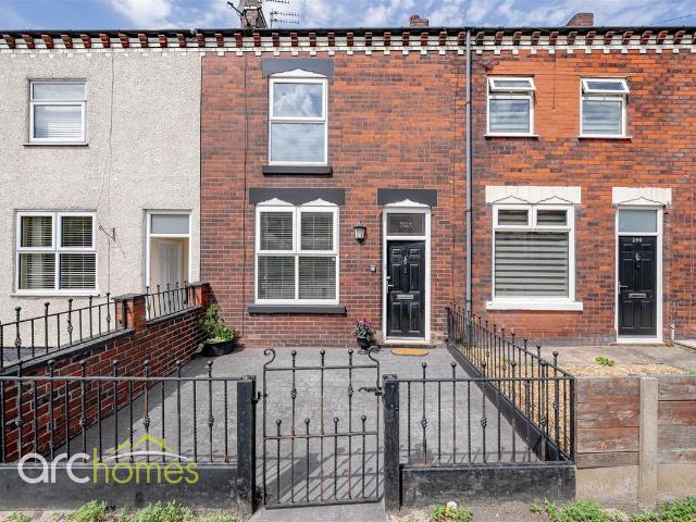 Leigh Road, Westhoughton, Bolton BL5, 2 bed terraced house to rent, £1,000 pcm | PrimeLocation