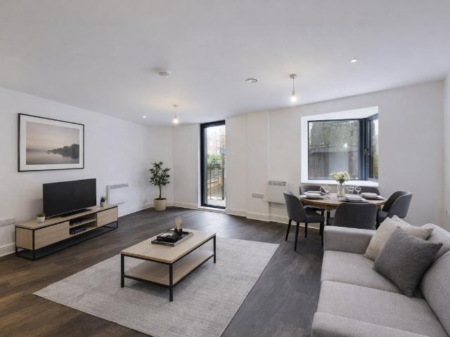 Leigh Street, High Wycombe HP11, Studio to rent, £1,100 pcm | PrimeLocation