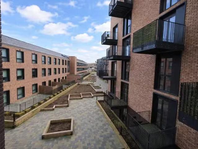 Leigh Street, HIGH WYCOMBE