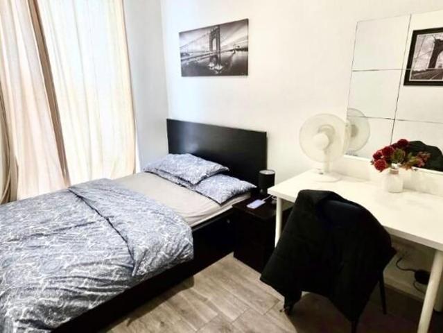 Leigh Street, London Near Russell Square WC1H, 2 bed flat to rent, £2,499 pcm | PrimeLocation