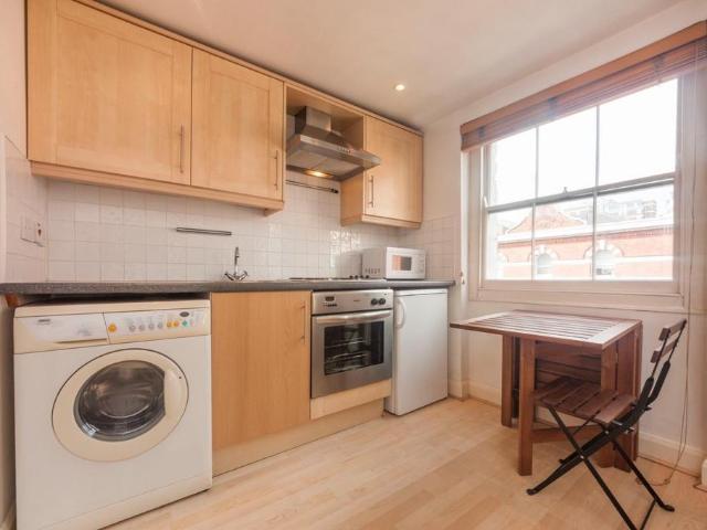 Leigh Street, London WC1H 1 bed apartment to rent £2,500 pcm £577 pw