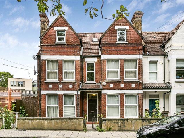 Leigham Vale, London SW16, 2 bed flat to rent, £1,800 pcm | PrimeLocation
