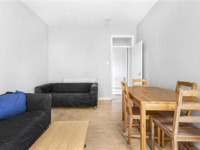 Leigham Vale, London, SW16 2JG