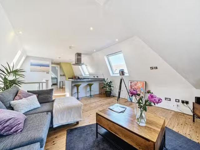Leigham Vale, Streatham 1 bed flat for sale £350,000