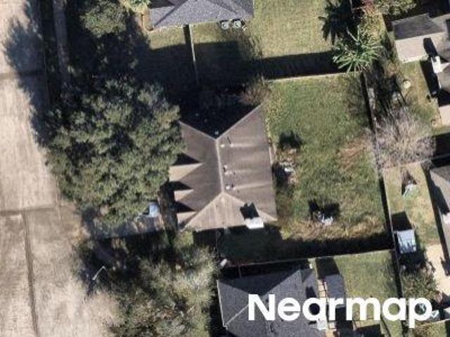 Leila Oaks Ct
