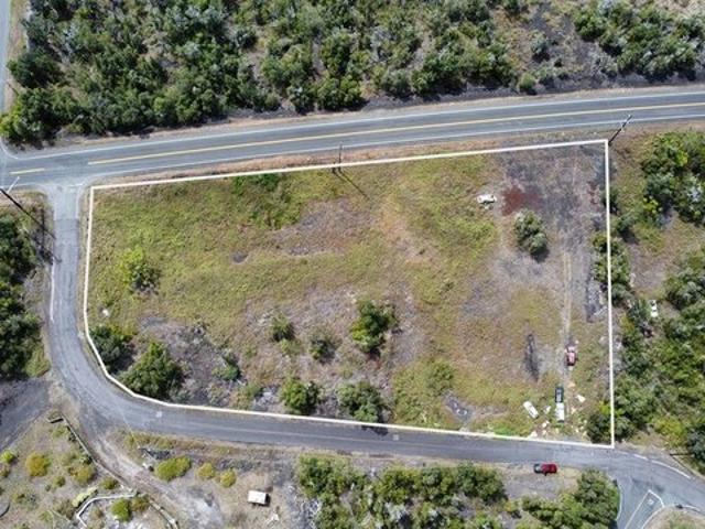 Leilani Pkwy, Ocean View, HI 96737