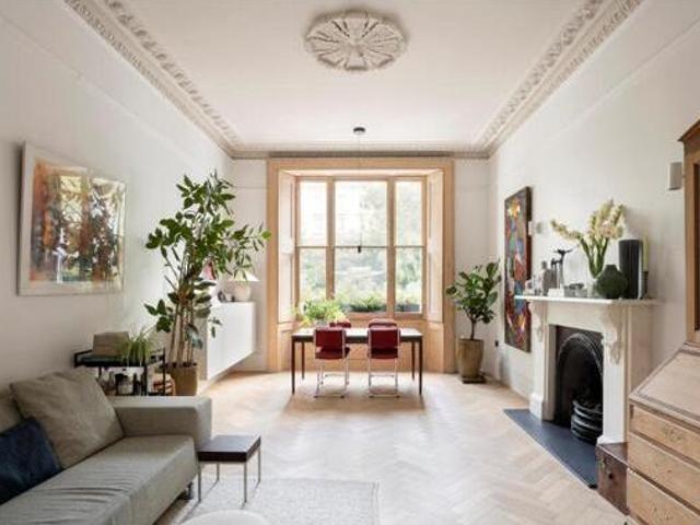 Leinster Square, London, 1 Bedroom Flat