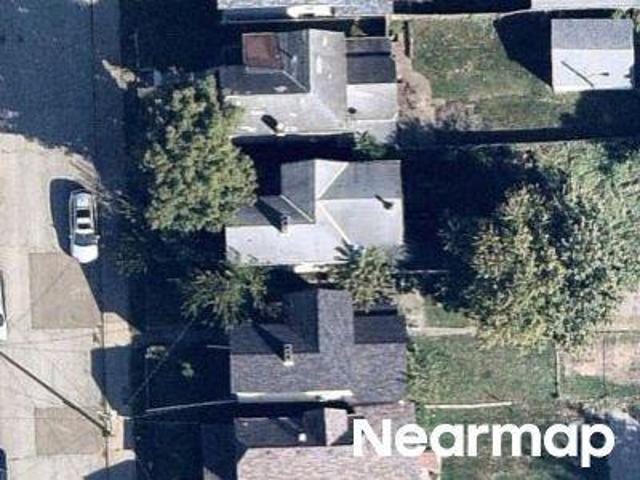 Leishman Ave
