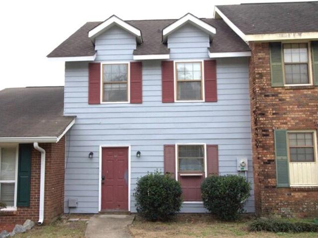 Leisure Lake Dr, Warner Robins, Home For Sale