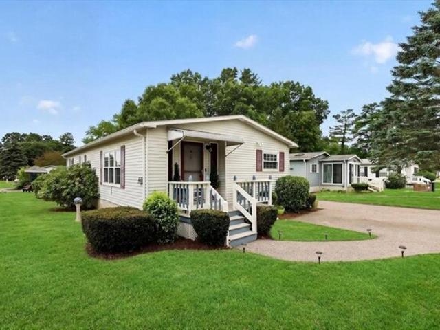 Leisurewoods Dr, Rockland, Home For Sale