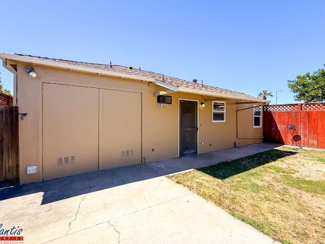 Leland Ave 2 Bedroom Apartment for Rent at 321 Leland Ave, San Jose, CA 95128 Burbank