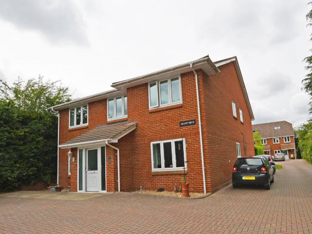 Lelant Drive, Four Marks, Alton, Hampshire GU34, 3 bed flat to rent, £1,350 pcm | PrimeLocation