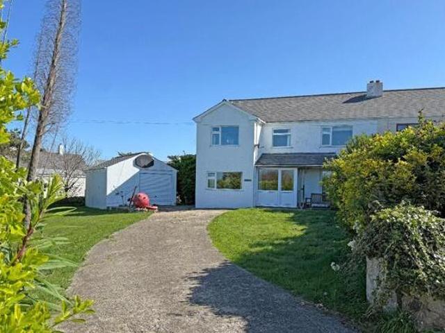 Les Mouriaux, Yolanta, Alderney, 5 Bedroom Semi detached