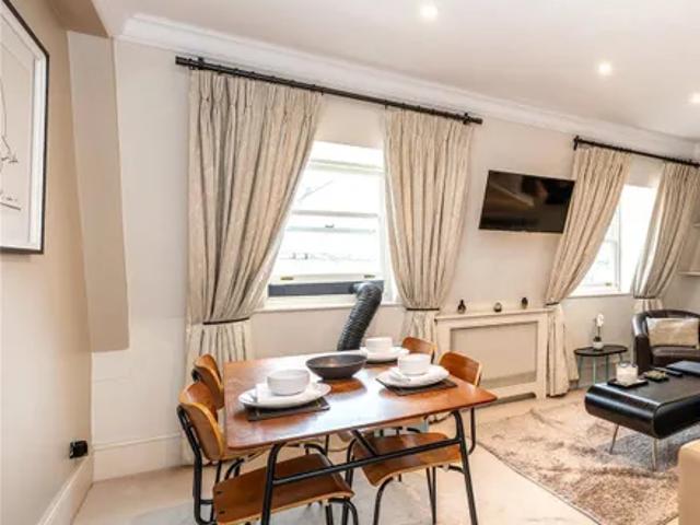 Les Senteurs, 71 Elizabeth Street, London, SW1W 9PA, United Kingdom | 2 bed apartment for rent #167825933 | Rentberry