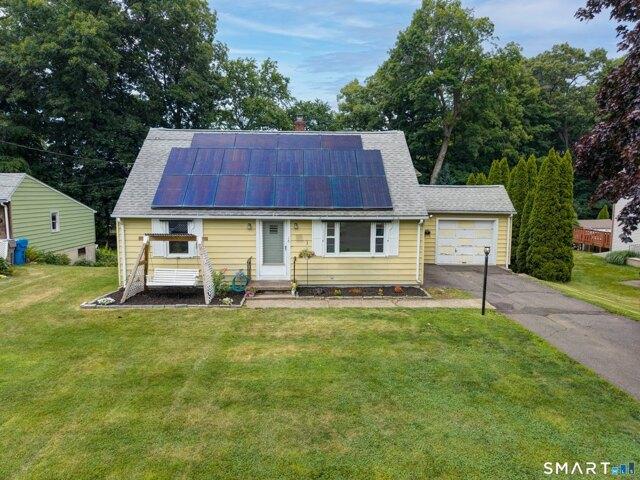 Leslie Ct, Bristol, Home For Sale