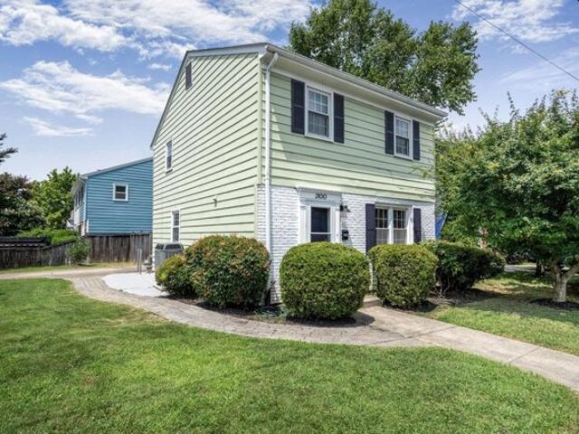 Leslie Ave, Alexandria, Home For Sale