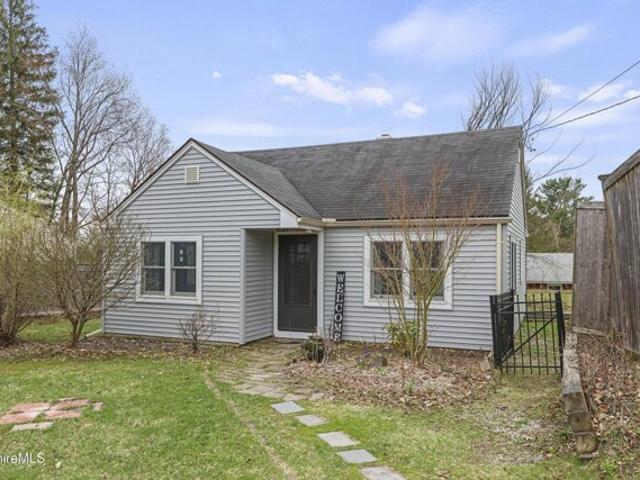 Leslie Ave, Lanesborough, Home For Sale