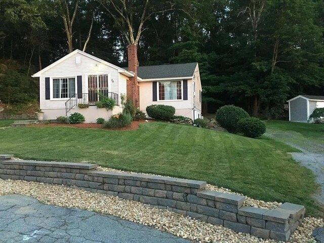 Leslie Ln, Millbury, Home For Sale