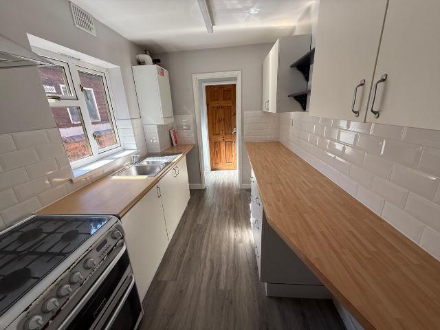 Leslie Road, Wolverhampton WV10, 3 bed property to rent, £1,100 pcm | PrimeLocation