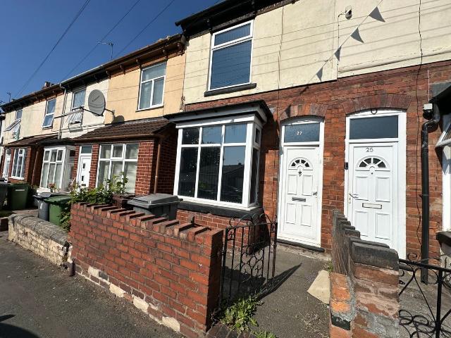 Leslie Road, Wolverhampton WV10, 2 bed terraced house to rent, £975 pcm | PrimeLocation