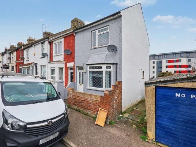 Leslie Road, Gillingham, ME7