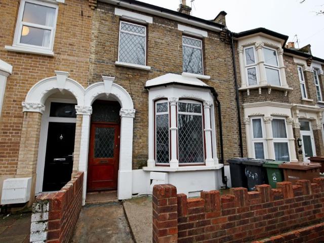 Leslie Road, Leytonstone E11, 4 bed terraced house to rent, £3,000 pcm | PrimeLocation