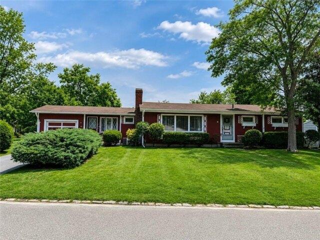 Leslie Rd, Warwick, Home For Sale