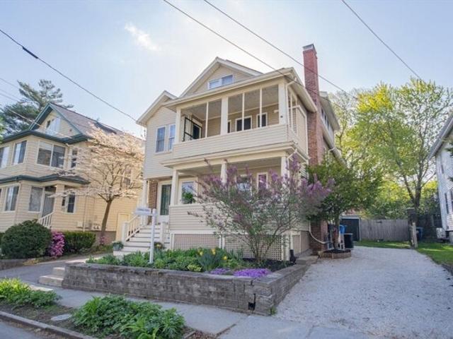 Leslie Rd Unit,belmont, Condo For Sale