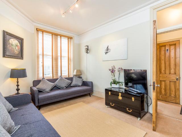 Lettings property in Charing Cross Road, Covent Garden WC2 | 10472