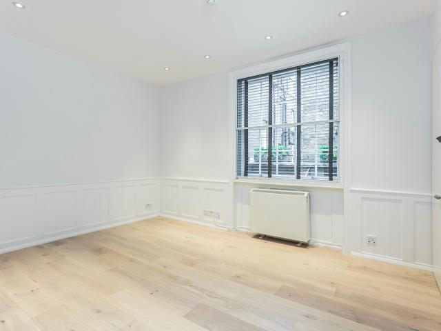 Lettings property in Marlborough Court, Carnaby W1 | 10453