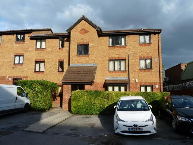 Let Agreed Pempath Place, Wembley, HA9
