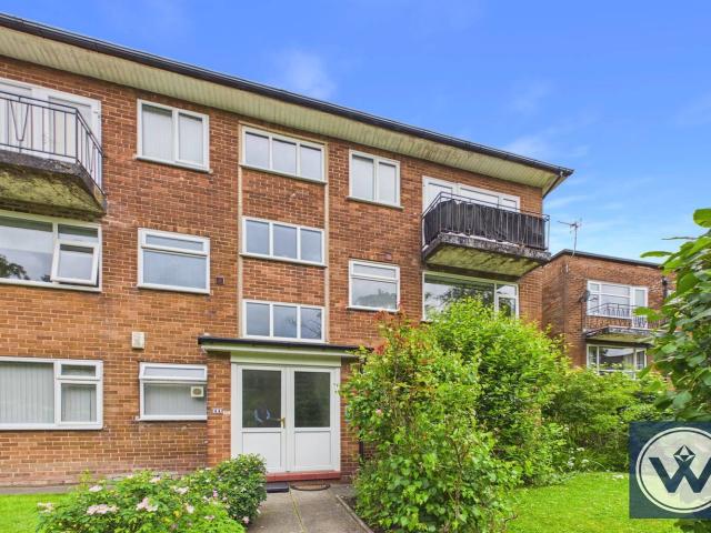 LET Apartment: Lavenham Close, Bury, BL9