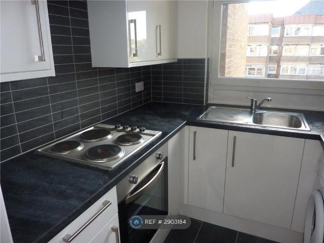 Lethington Tower, Glasgow G41, 1 bed flat to rent, £995 pcm | PrimeLocation