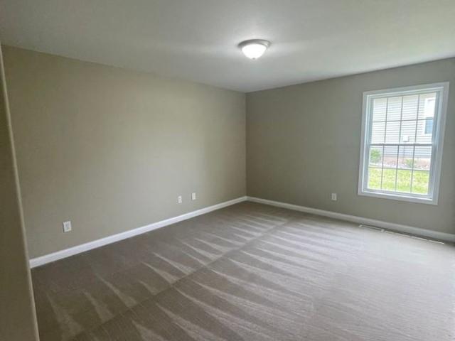 Let's make this your new home! 3 Bedroom Apartment for Rent at 1125 Chestnut Cir, Plymouth, IN 46563